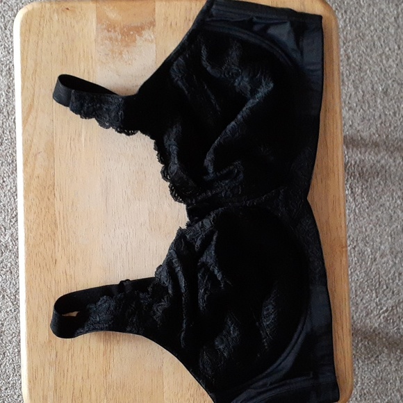 Elila | Intimates & Sleepwear | Nwot Size 44dd Elila Wireless Bra D5 ...